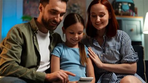 সন্তানকে যৌন শিক্ষা দেওয়ার এটাই ঠিক বয়স বাবা মায়েরা জানুন Which Age Is Best For Giving Sex