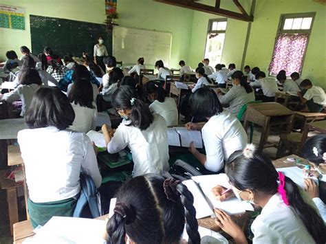 ကဝမြို့နယ်တွင် အခြေခံပညာကျောင်းများမှ ကျောင်းသား ကျောင်းသူများ အေးချမ်းစွာ ပညာသင်ကြားလျက်ရှိ