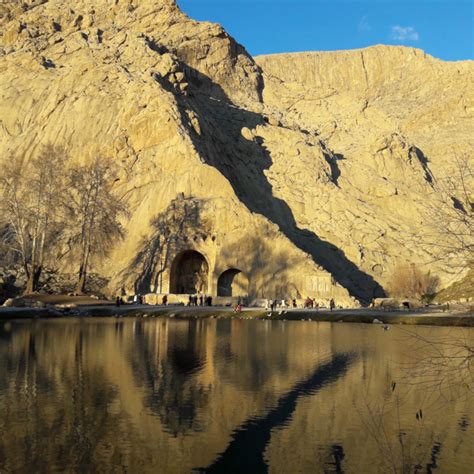 Foad Moradis Scholarly New Cross Cultural Piece For Classical Guitar The Static Dive