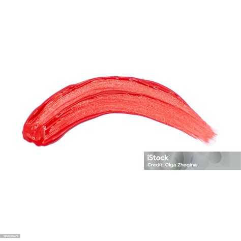 흰색 배경에 격리 된 빨간색 아크릴 얼룩 브러시와 페인트 텍스처 핸드 그린 설계를 위한 아크릴 레드 브러시 스트로크 추상 더러