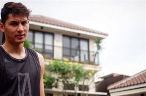 Daniel Wenas Urungkan Niat Untuk Berenang Hanya Karena Hal Ini