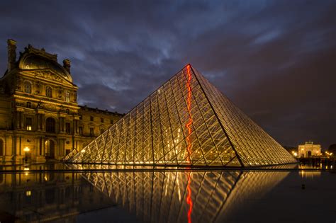 Louvre Museum At Night