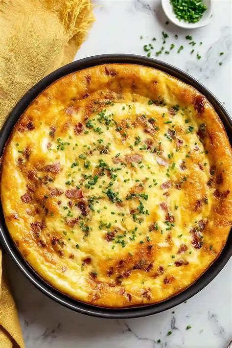 Cheesy Crustless Quiche Lorraine