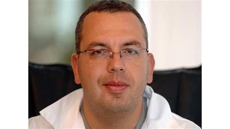 Иван Костов оглави Майчин дом Мама 24