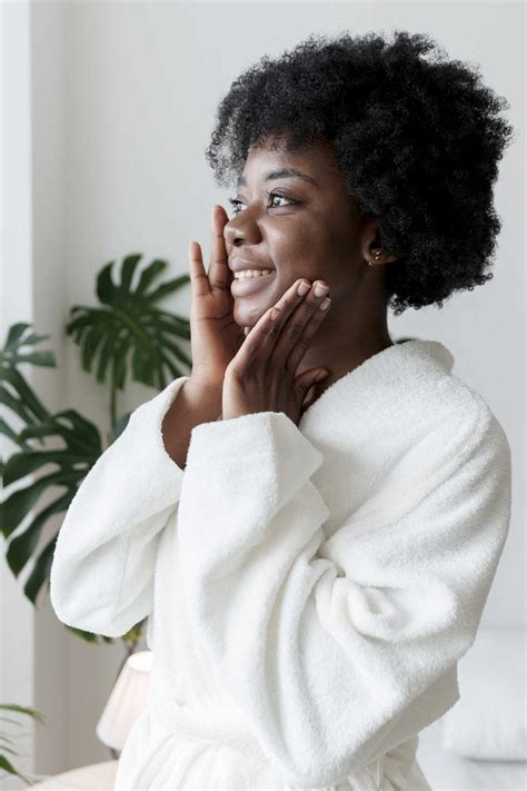 Shoppers With Mature Skin Rely On This 16 Neutrogena Plumping Serum