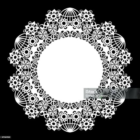 레이스 라운드 종이 받침 용 냅킨 레이스 눈송이 인사말 요소 레이저 컷 템플릿 케이크 장식 벡터 삽화 탁상용 가위에 대한 스톡