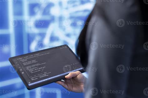 Engineer Uses Tablet And Ai Deep Neural Networks Modeled After Human