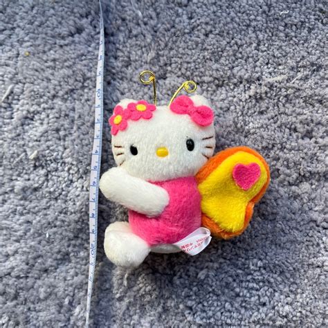 Yahooオークション ハローキティ チョウチョ 蝶 ぬいぐるみ マスコ