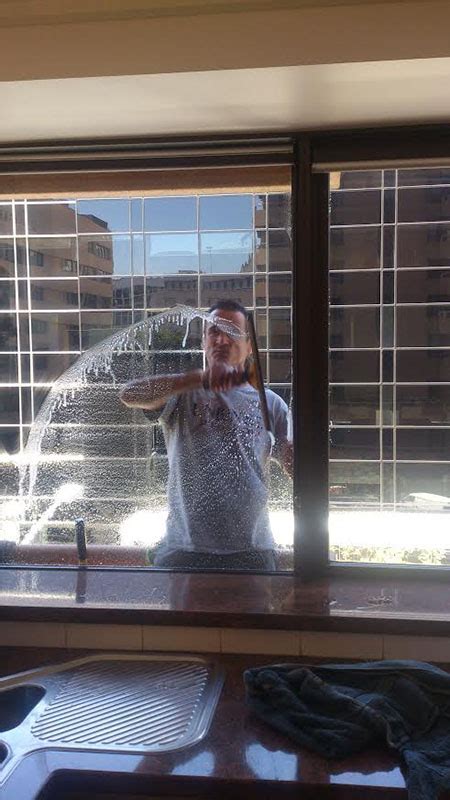 Naked Windows Window Cleaning South Melbourne