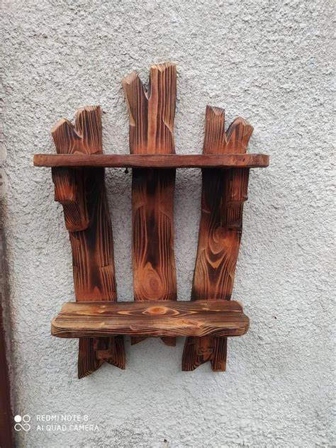 Полиця тризуб для лазні дачі з дерева під старовину — ціна 1500 грн у каталозі Полиці Купити