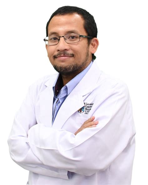 Dr Irfan 2023 819x1024