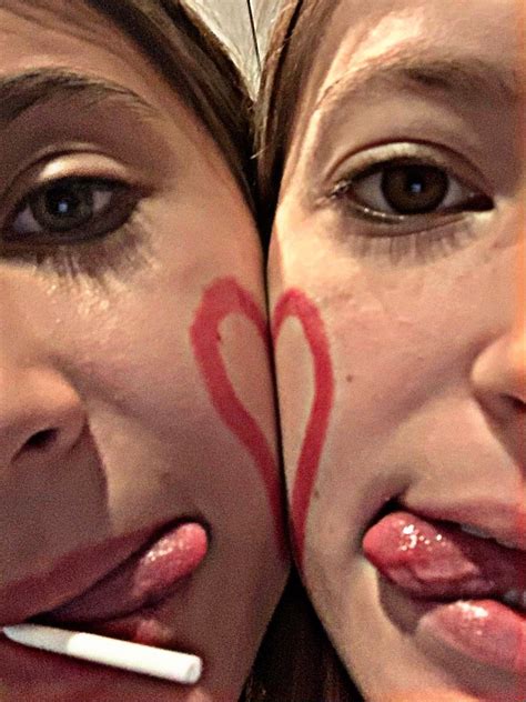 идеи для фото с лп Friend Pictures Poses Friend Photoshoot Bff Poses