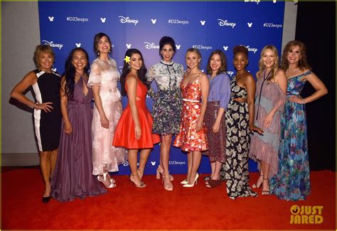 10 Of Disneys Princess Actresses Meet Up For Epic D23 Photo Photo
