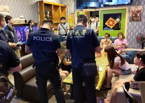 漁工馬伕載外籍女坐檯陪酒 嘉檢警破獲非法色情經營集團 麟傳媒