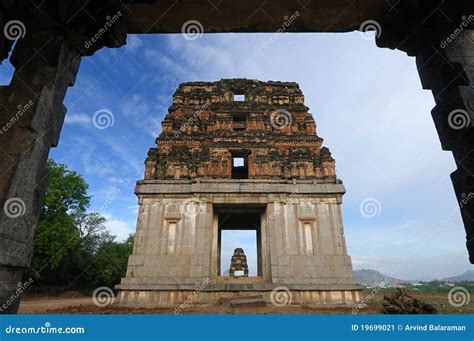 Gingee Fort Stock Image Image Of Archeological Grass 19699021