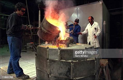Susse Art Foundry Photos And Premium High Res Pictures Getty Images