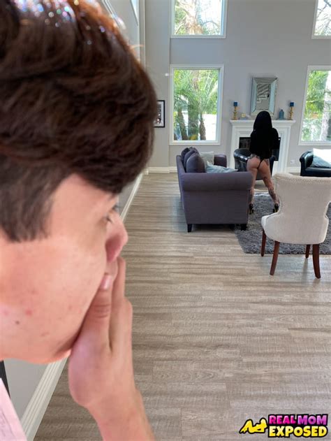 Realmom Hot Tattooed Milf Joanna Angel Fucks A Pervy 114 Pics