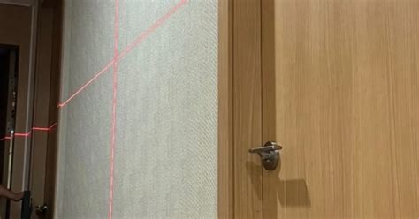 당일날 급하게 요청드렸는데도 재료 다 구비하고 계셔서 바로 진행가능했어요 수평계랑 자 이용해서 꼼꼼하고 정확하게 위치 맞춰주시고 넘 맘에들어요 숨고 숨은고수