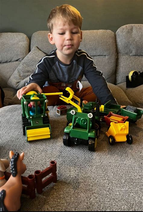 Free Trial Of Secure Agile Digital Workplace Eticloud Secure Digital Agility Posted On The