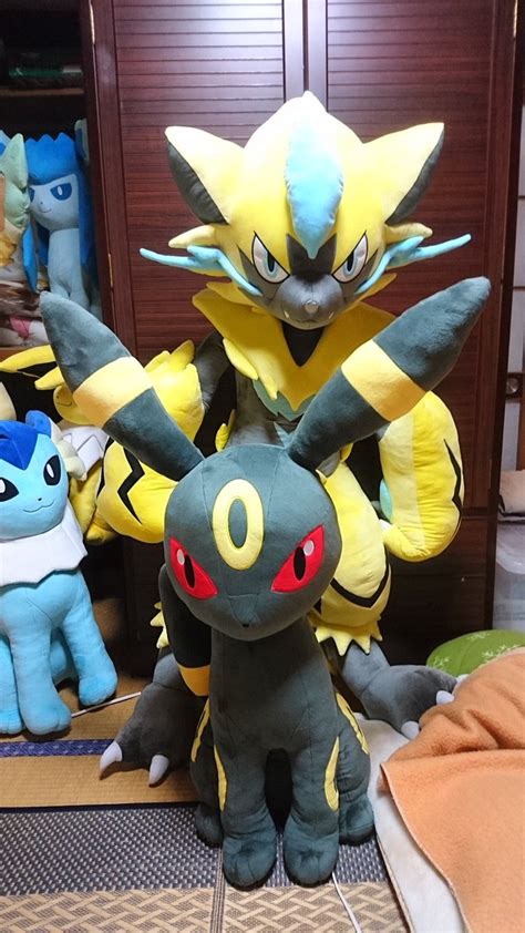 Primeras Fotos Del Peluche Pokémon De Zeraora De Tamaño Real Nintenderos