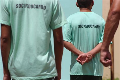 Jovens Condenados Por Estupro Coletivo Saem Do Cem Para Morar Em Casa