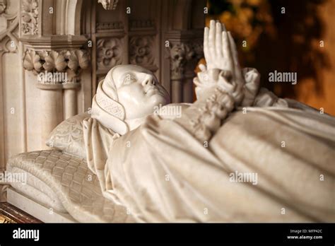 The Tomb Of Queen Catherine Parr 15121548 The Sixth Wife Of King