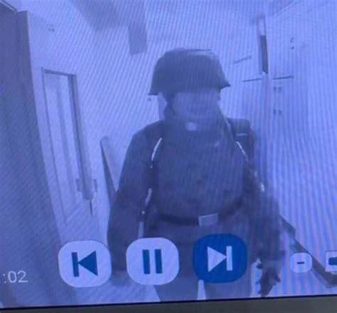 ﻿Здравствуйте у нас курьер больной походу или что заказал Яндекс доставку он пришел нациской