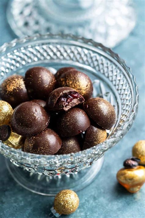 Cranberry Chocolates Festive Elegant And Surprisingly Easy Candy Recipe