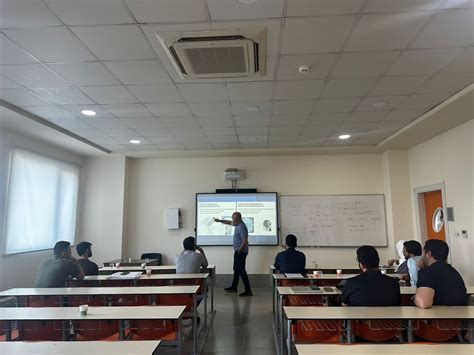 Seminar Semiconductor Industry Transistor Ics And Microprocessors