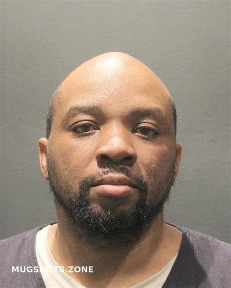 Roberson Toddrick E 04 02 2024 Arlington County Mugshots Zone