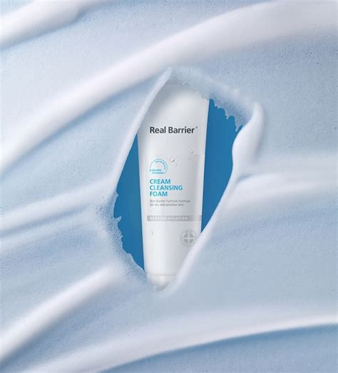 겨울철 세안 후에도 수분감 가득한 촉촉한 피부를 위한 보습 솔루션 한국경제