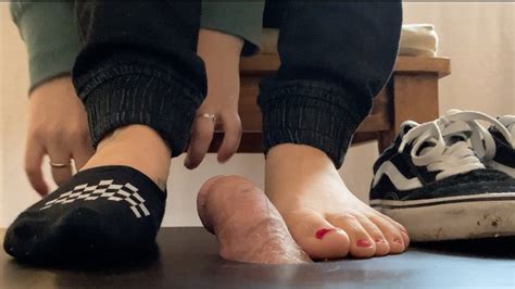 A Shoejob With Black Vans Old Skool And Black Vans Socks Slave Cam HD Mov Tramplegirls