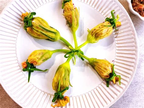 노란 별꽃같은 호박꽃 쌈밥 만드는법