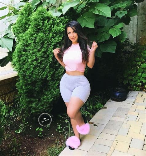 Wide Hips Porn Pic Eporner