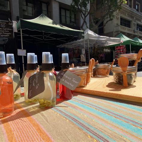 Meet Mai Maimoona Khan Voyage La Magazine La City Guide