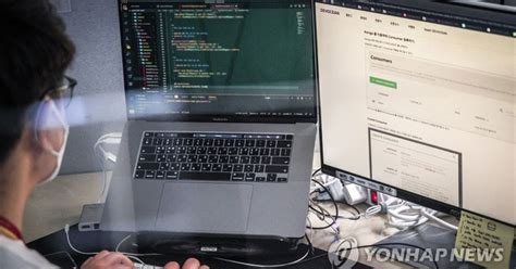 제발 저희 회사로 와주세요”몸값 더 뛰었다는 ‘경력 개발자