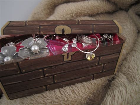 Teasure Chest How To Make A Trunk Chest How To By B