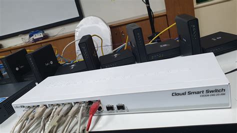 Bộ chuyển mạch Switch MikroTik CSS G S RM MikroTIK Việt Nam