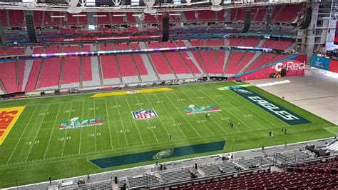 La Pelouse R Tractable Du State Farm Stadium