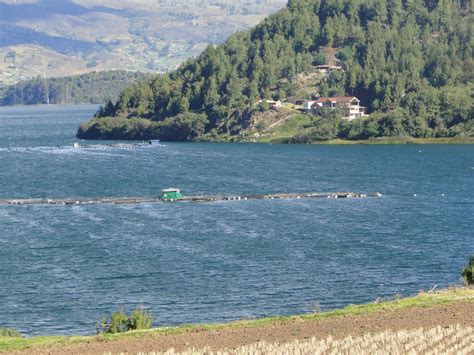 ¿sabías Que Existe Un Lago En Colombia Que Desaparece Y Reaparece Cada