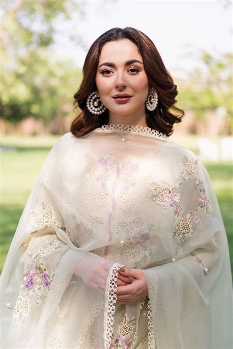 Pin Su Pakistani Celebrities Nel 2024