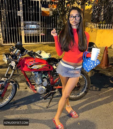 Bb Trickz Feet Aznudefeet