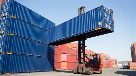 Особенности использования и габариты морского контейнера 40 футов