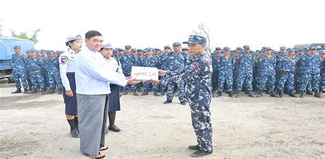 ကူညီကယ်ဆယ်ရေးနှင့် ပြန်လည်ထူထောင်ရေးလုပ်ငန်းများတွင် ကူညီခဲ့ကြသည့် ရဲတပ်ဖွဲ့ဝင်များအား တွေ့ဆုံ