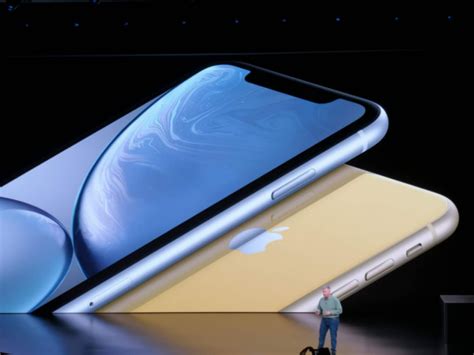 苹果为iphone申请新专利 一秒变笔记本？有云电脑现在就可以手机