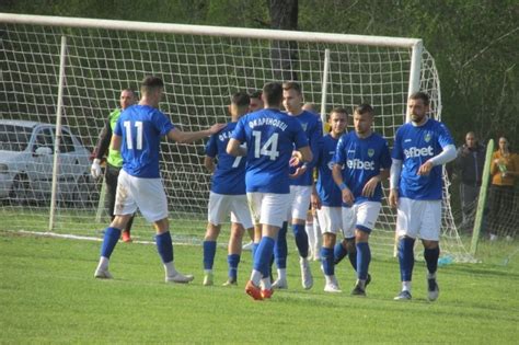 Дреновец изнесе истинска футболна лекция като гост на Ювентус 95 Малчика снимки