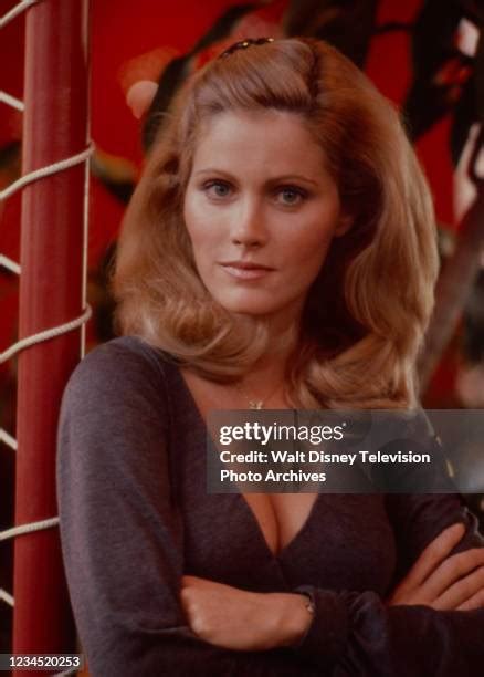 Mary Louise Weller Photos And Premium High Res Pictures Getty Images