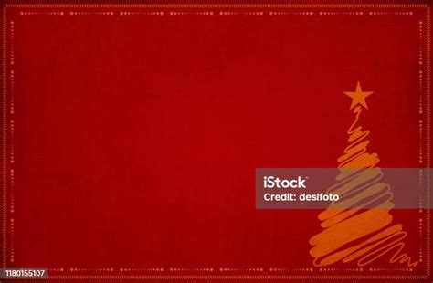 어두운 빨간 적갈색 그런지 배경 상단에 별과 점과 작은 각진 라인의 테두리와 크리스마스 트리 크리스마스에 대한 스톡 벡터 아트 및 기타 이미지 Istock