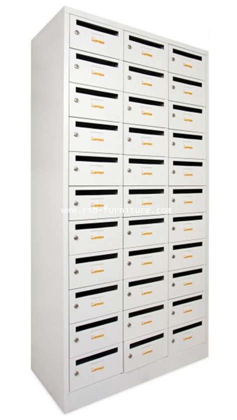 ตู้ล็อคเกอร์เหล็ก คุณภาพสูง ใช้งานได้นาน Rsb Furniture