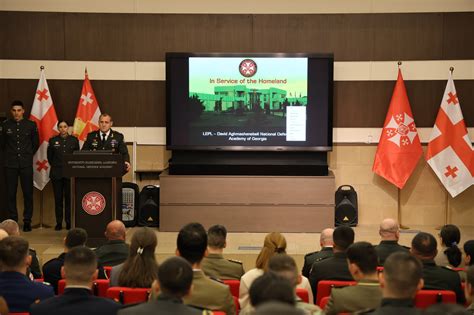 ეროვნული თავდაცვის აკადემია National Defence Academy ეროვნული თავდაცვის აკადემიაში რიგით
